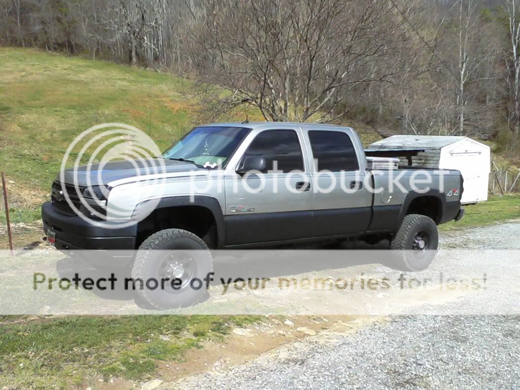 Pics of linex rhino etc lined rocker panels | Page 3 | Chevy and GMC ...